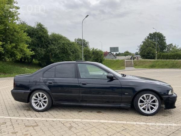 BMW 530 2000 in Saldus, with an engine capacity of 3.00 L and mileage of 0 thousand km for 3490 €, photo 7 on AUTOMOTO.COM.LV
