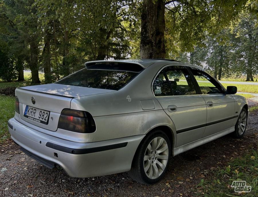 BMW 530 2000 in Sirvintos, with an engine capacity of 2.90 L and mileage of 550 thousand km for 1350 €, photo 4 on AUTOMOTO.COM.LV