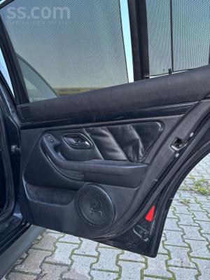 BMW 530 2000 Ventspils, ar dzinēja tilpumu 3.00 L un nobraukumu 450 tūkst. km par 4150 €, foto 14 vietnē AUTOMOTO.COM.LV