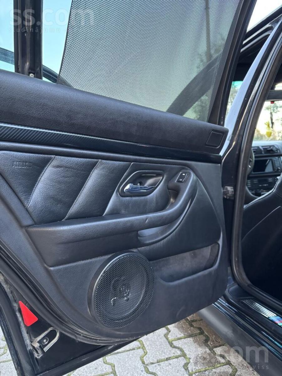 BMW 530 2000 Ventspils, ar dzinēja tilpumu 3.00 L un nobraukumu 450 tūkst. km par 4150 €, foto 15 vietnē AUTOMOTO.COM.LV