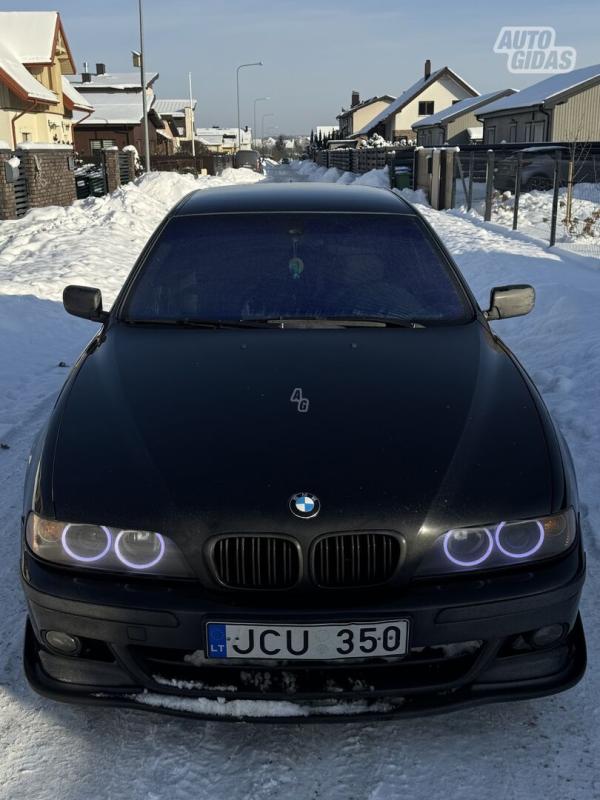 BMW 530 2002 Viļņa, ar dzinēja tilpumu 3.00 L un nobraukumu 33 tūkst. km par 2950 €, foto 4 vietnē AUTOMOTO.COM.LV