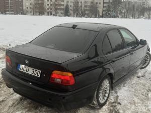 BMW 530 2002 in Vilnius, with an engine capacity of 3.00 L and mileage of 333 thousand km for 2350 €, photo 5 on AUTOMOTO.COM.LV