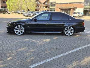 BMW 530 2002 in Vilnius, with an engine capacity of 2.90 L and mileage of 440 thousand km for 5000 €, photo 5 on AUTOMOTO.COM.LV