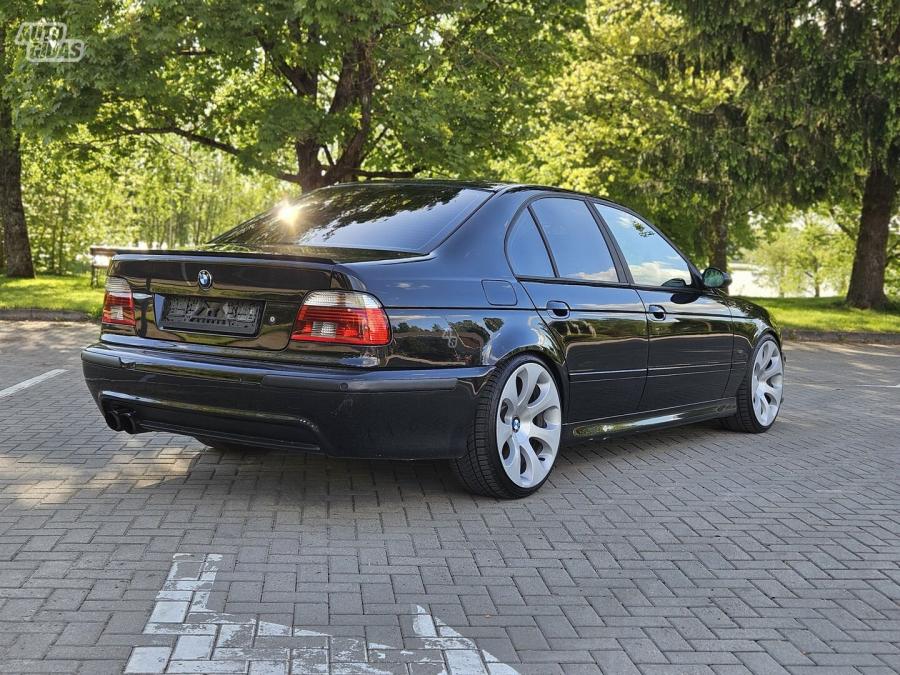 BMW 530 2002 in Vilnius, with an engine capacity of 2.90 L and mileage of 440 thousand km for 5000 €, photo 8 on AUTOMOTO.COM.LV