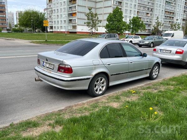 BMW 530 2002 in Riga, with an engine capacity of 3.00 L and mileage of 400 thousand km for 2100 €, photo 2 on AUTOMOTO.COM.LV