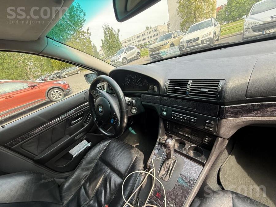 BMW 530 2002 Rīga, ar dzinēja tilpumu 3.00 L un nobraukumu 400 tūkst. km par 2100 €, foto 6 vietnē AUTOMOTO.COM.LV