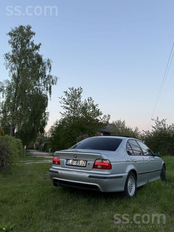 BMW 530 2002 Ogre, ar dzinēja tilpumu 3.00 L un nobraukumu 297 tūkst. km par 4000 €, foto 2 vietnē AUTOMOTO.COM.LV