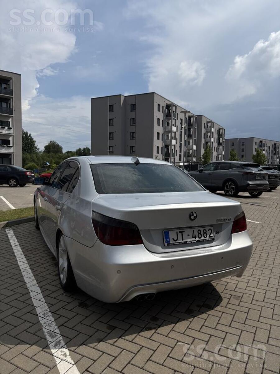 BMW 530 2003 Rīga, ar dzinēja tilpumu 3.00 L un nobraukumu 372 tūkst. km par 3395 €, foto 3 vietnē AUTOMOTO.COM.LV