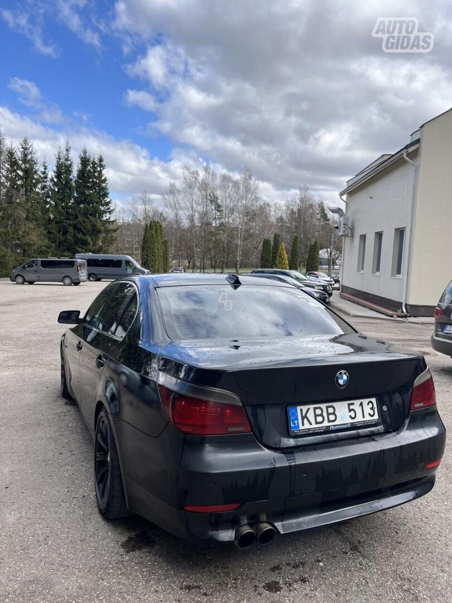 BMW 530 2003 Anykščiai, ar dzinēja tilpumu 3.00 L un nobraukumu 523 tūkst. km par 2550 €, foto 4 vietnē AUTOMOTO.COM.LV