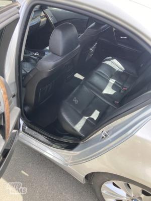 BMW 530 2003 in Kaunas, with an engine capacity of 3.00 L and mileage of 435 thousand km for 3300 €, photo 8 on AUTOMOTO.COM.LV