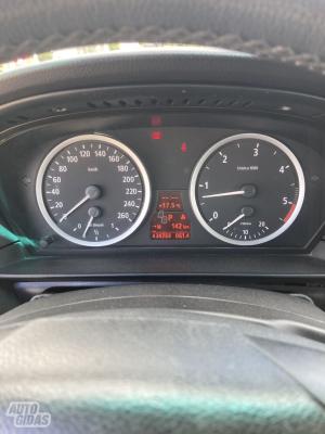 BMW 530 2003 in Kaunas, with an engine capacity of 3.00 L and mileage of 435 thousand km for 3300 €, photo 10 on AUTOMOTO.COM.LV