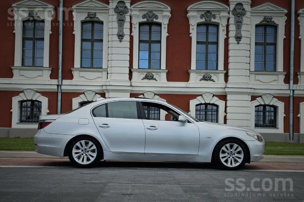 BMW 530 2004 in Jelgava, with an engine capacity of 3.00 L and mileage of 295 thousand km for 3100 €, photo 3 on AUTOMOTO.COM.LV