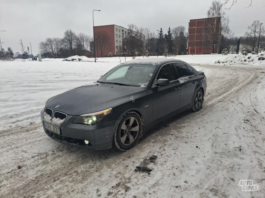 BMW 530 2004 Viļņa, ar dzinēja tilpumu 3.00 L un nobraukumu 550 tūkst. km par 1890 €, foto 1 vietnē AUTOMOTO.COM.LV