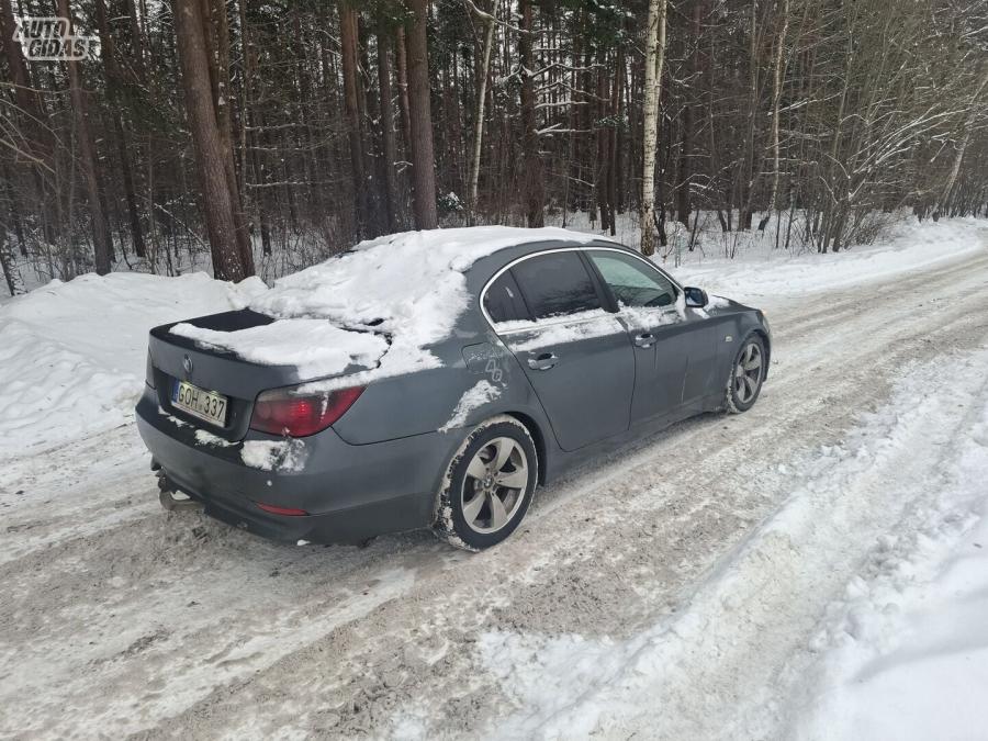 BMW 530 2004 Viļņa, ar dzinēja tilpumu 3.00 L un nobraukumu 550 tūkst. km par 1890 €, foto 5 vietnē AUTOMOTO.COM.LV