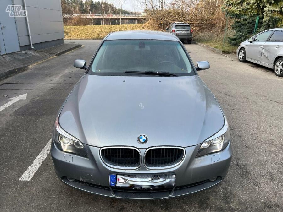 BMW 530 2004 in Vilnius, with an engine capacity of 3.00 L and mileage of 286 thousand km for 2850 €, photo 4 on AUTOMOTO.COM.LV