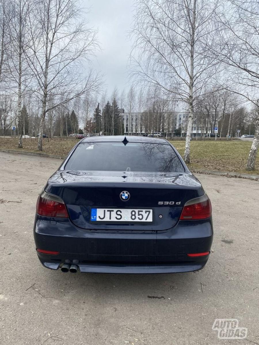BMW 530 2004 in Panevezys, with an engine capacity of 3.00 L and mileage of 438 thousand km for 2100 €, photo 6 on AUTOMOTO.COM.LV