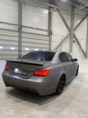 BMW 530 2004 in Vilnius, with an engine capacity of 3.00 L and mileage of 376 thousand km for 5200 €, photo 5 on AUTOMOTO.COM.LV