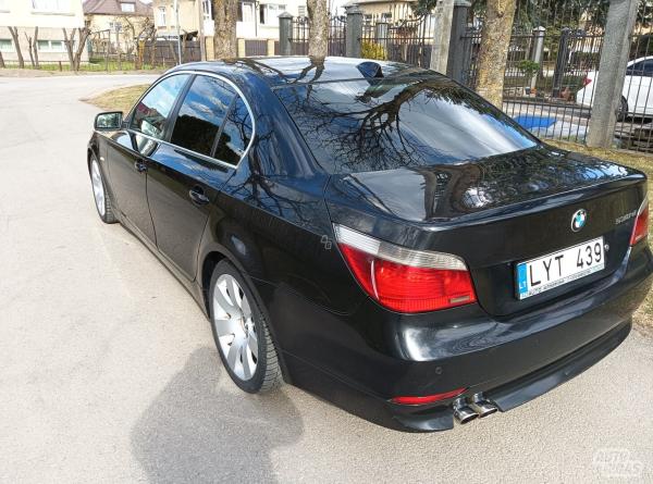 BMW 530 2004 in Siauliai, with an engine capacity of 3.00 L and mileage of 440 thousand km for 2800 €, photo 4 on AUTOMOTO.COM.LV
