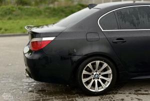 BMW 530 2004 in Vilnius, with an engine capacity of 3.00 L and mileage of 366 thousand km for 3850 €, photo 7 on AUTOMOTO.COM.LV
