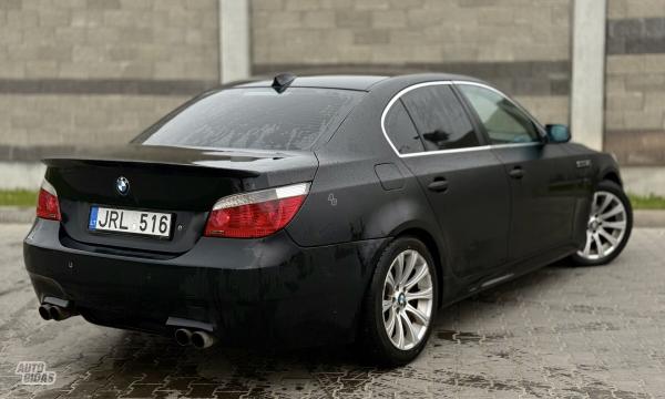 BMW 530 2004 in Vilnius, with an engine capacity of 3.00 L and mileage of 366 thousand km for 3850 €, photo 8 on AUTOMOTO.COM.LV