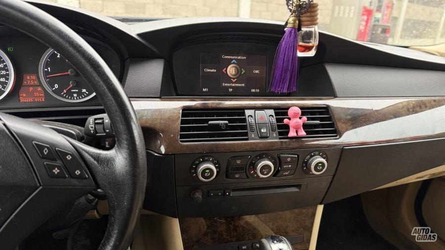 BMW 530 2004 in Vilnius, with an engine capacity of 3.00 L and mileage of 366 thousand km for 3850 €, photo 17 on AUTOMOTO.COM.LV