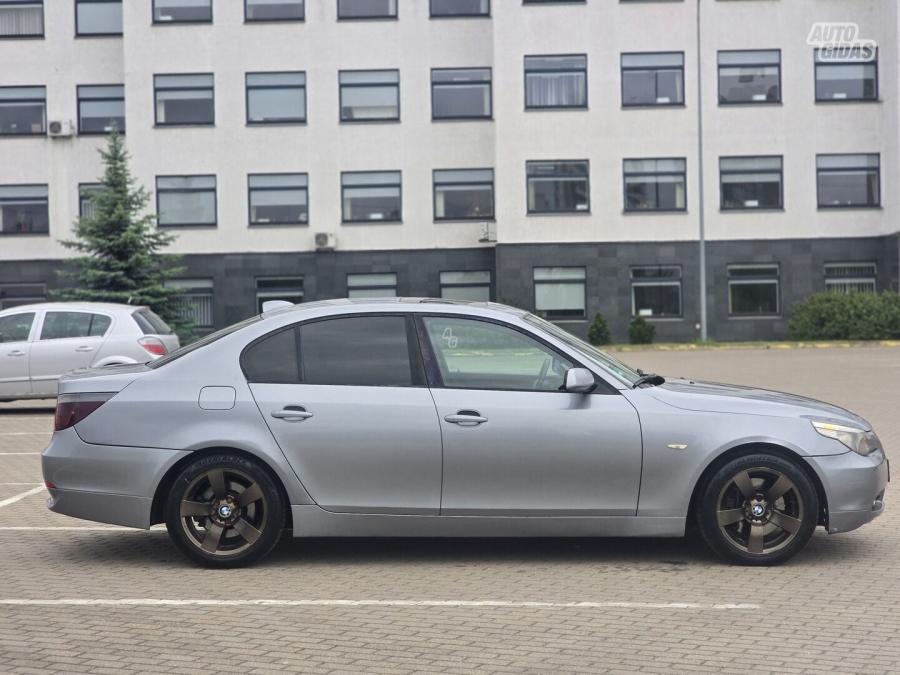 BMW 530 2004 Viļņa, ar dzinēja tilpumu 3.00 L un nobraukumu 400 tūkst. km par 2500 €, foto 4 vietnē AUTOMOTO.COM.LV