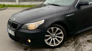 BMW 530 2004 in Vilnius, with an engine capacity of 3.00 L and mileage of 366 thousand km for 3550 €, photo 5 on AUTOMOTO.COM.LV