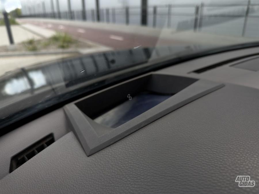 BMW 530 2004 in Vilnius, with an engine capacity of 3.00 L and mileage of 188 thousand km for 4750 €, photo 21 on AUTOMOTO.COM.LV