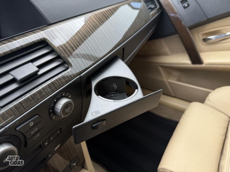 BMW 530 2004 in Vilnius, with an engine capacity of 3.00 L and mileage of 188 thousand km for 4750 €, photo 26 on AUTOMOTO.COM.LV