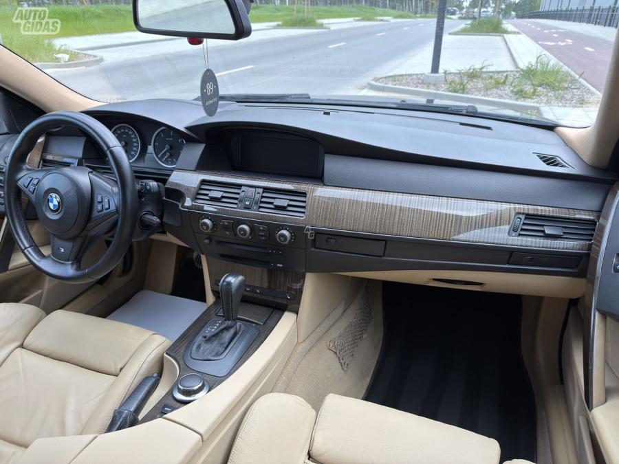 BMW 530 2004 in Vilnius, with an engine capacity of 3.00 L and mileage of 188 thousand km for 4750 €, photo 27 on AUTOMOTO.COM.LV