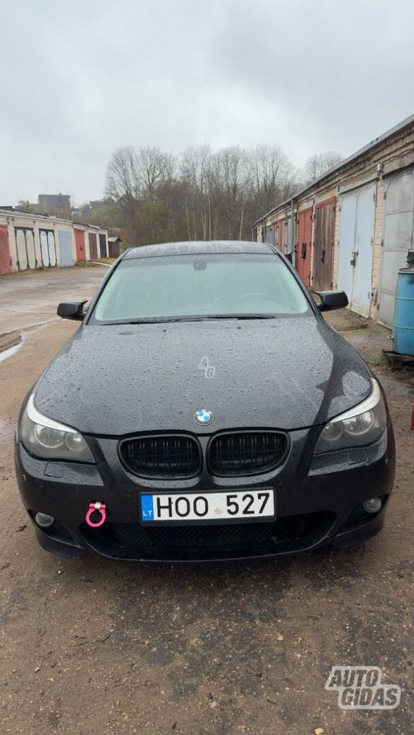BMW 530 2004 in Vilnius, with an engine capacity of 3.00 L and mileage of 327 thousand km for 3200 €, photo 1 on AUTOMOTO.COM.LV