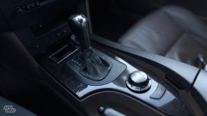 BMW 530 2004 in Vilnius, with an engine capacity of 3.00 L and mileage of 327 thousand km for 3200 €, photo 11 on AUTOMOTO.COM.LV