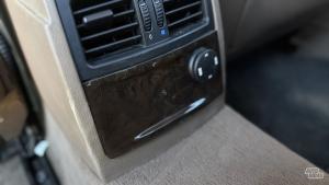 BMW 530 2004 in Vilnius, with an engine capacity of 3.00 L and mileage of 327 thousand km for 3200 €, photo 17 on AUTOMOTO.COM.LV
