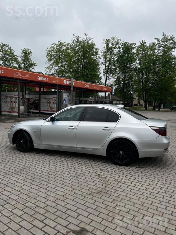 BMW 530 2004 Jelgava, ar dzinēja tilpumu 3.00 L un nobraukumu 310 tūkst. km par 3150 €, foto 8 vietnē AUTOMOTO.COM.LV