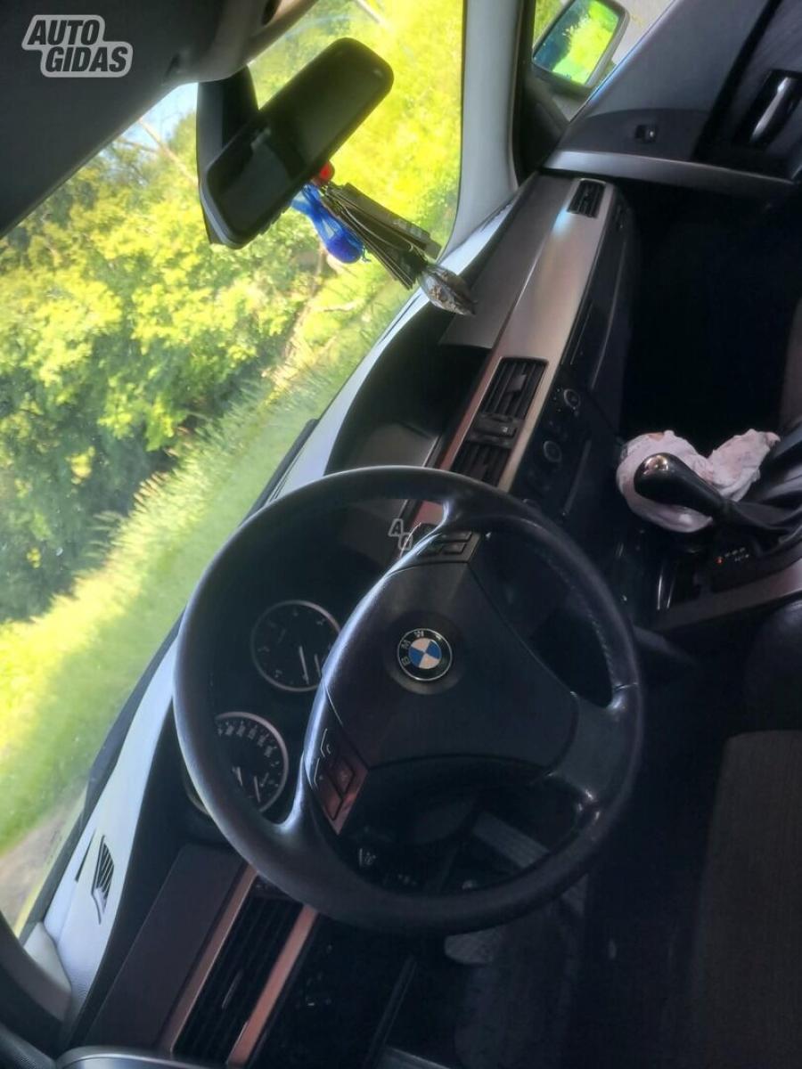 BMW 530 2004 Marijampole, ar dzinēja tilpumu 3.00 L un nobraukumu 450 tūkst. km par 2050 €, foto 12 vietnē AUTOMOTO.COM.LV
