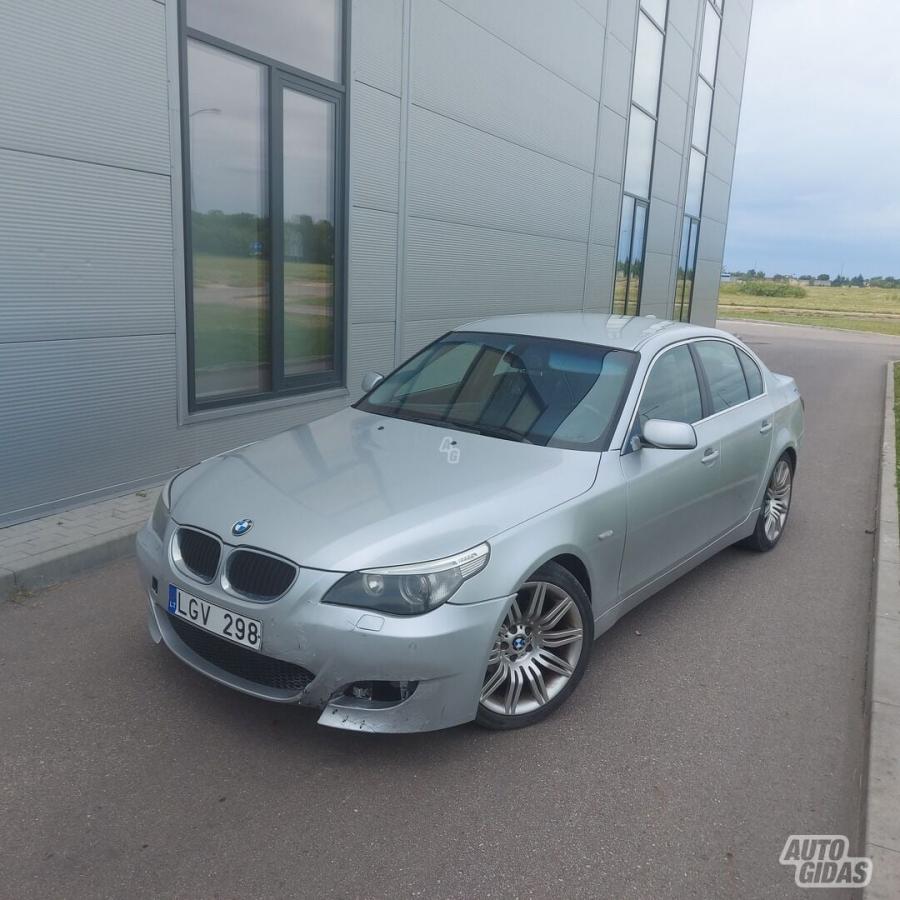 BMW 530 2004 in Kaunas, with an engine capacity of 3.00 L and mileage of 400 thousand km for 2250 €, photo 4 on AUTOMOTO.COM.LV