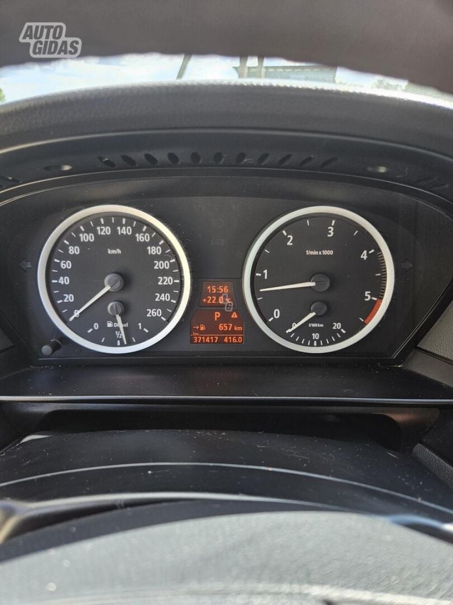 BMW 530 2004 in Vilnius, with an engine capacity of 3.00 L and mileage of 370 thousand km for 3200 €, photo 9 on AUTOMOTO.COM.LV