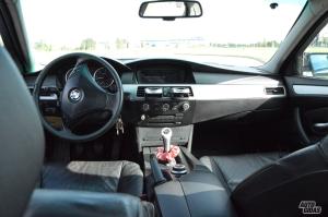 BMW 530 2004 Klaipėda, ar dzinēja tilpumu 3.00 L un nobraukumu 490 tūkst. km par 3000 €, foto 5 vietnē AUTOMOTO.COM.LV