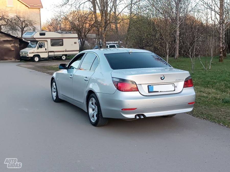 BMW 530 2005 Šauļi, ar dzinēja tilpumu 3.00 L un nobraukumu 290 tūkst. km par 2800 €, foto 6 vietnē AUTOMOTO.COM.LV