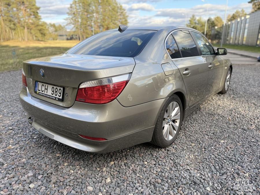BMW 530 2005 in Vilnius, with an engine capacity of 3.00 L and mileage of 382 thousand km for 4350 €, photo 4 on AUTOMOTO.COM.LV