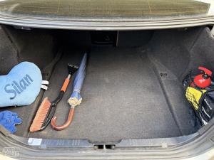 BMW 530 2005 in Vilnius, with an engine capacity of 3.00 L and mileage of 382 thousand km for 4350 €, photo 14 on AUTOMOTO.COM.LV
