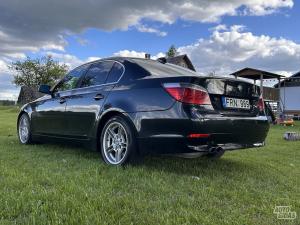 BMW 530 2005 in Varena, with an engine capacity of 3.00 L and mileage of 294 thousand km for 3150 €, photo 6 on AUTOMOTO.COM.LV