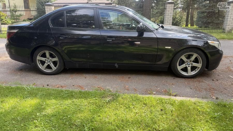 BMW 530 2005 Viļņa, ar dzinēja tilpumu 3.00 L un nobraukumu 500 tūkst. km par 1900 €, foto 5 vietnē AUTOMOTO.COM.LV