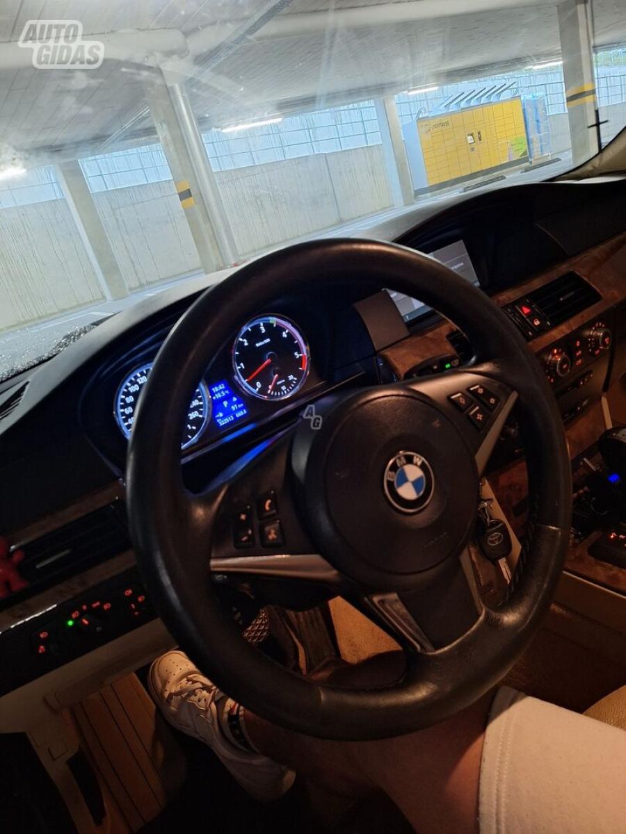 BMW 530 2005 in Vilnius, with an engine capacity of 3.00 L and mileage of 323 thousand km for 3800 €, photo 6 on AUTOMOTO.COM.LV