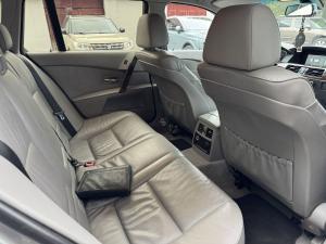BMW 530 2006 Viļņa, ar dzinēja tilpumu 3.00 L un nobraukumu 224 tūkst. km par 2750 €, foto 11 vietnē AUTOMOTO.COM.LV