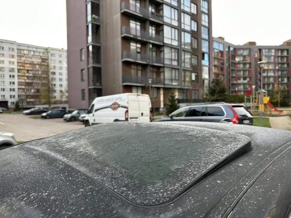 BMW 530 2006 in Riga, with an engine capacity of 3.00 L and mileage of 296 thousand km for 4390 €, photo 3 on AUTOMOTO.COM.LV