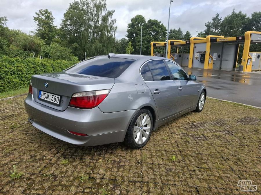 BMW 530 2006 Ariogala, ar dzinēja tilpumu 3.00 L un nobraukumu 325 tūkst. km par 2450 €, foto 5 vietnē AUTOMOTO.COM.LV