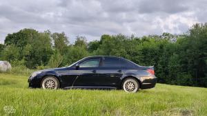 BMW 530 2007 Utena, ar dzinēja tilpumu 3.00 L un nobraukumu 346 tūkst. km par 6999 €, foto 5 vietnē AUTOMOTO.COM.LV