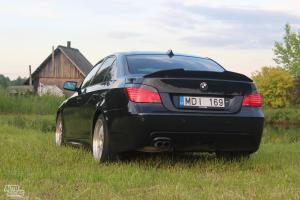 BMW 530 2007 Utena, ar dzinēja tilpumu 3.00 L un nobraukumu 346 tūkst. km par 6999 €, foto 15 vietnē AUTOMOTO.COM.LV