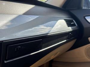 BMW 530 2007 in Vilnius, with an engine capacity of 2.99 L and mileage of 490 thousand km for 2900 €, photo 12 on AUTOMOTO.COM.LV